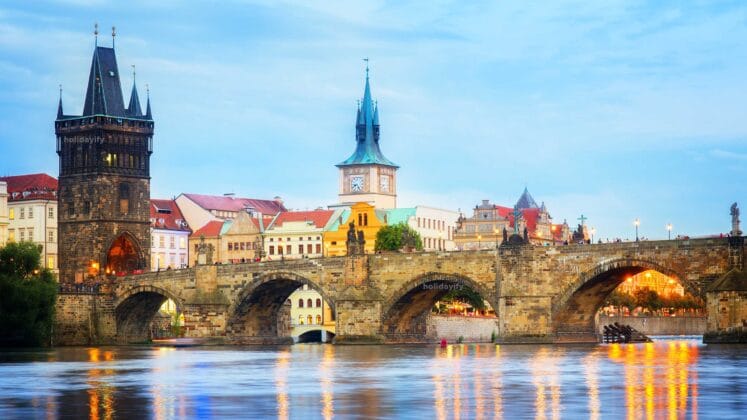 Where is Prague City? What Country is Prague in? (Guide 2025 ...